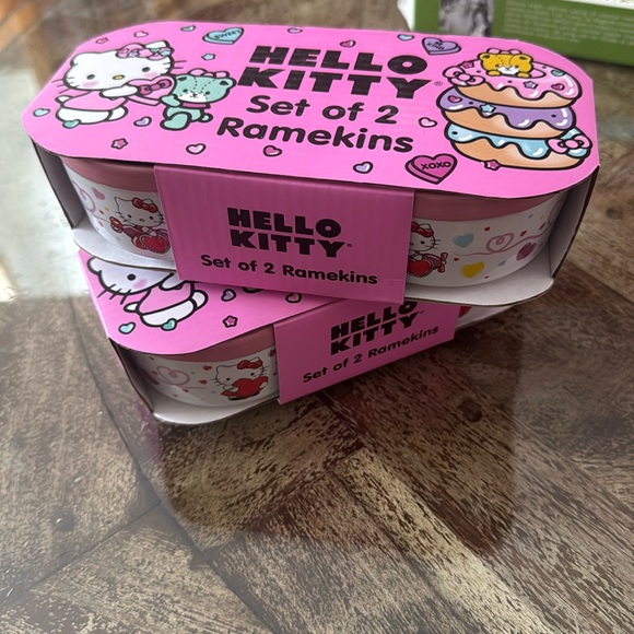 Hello Kitty | Kitchen | Hello Kitty Pink White Ramekins With Hearts ...